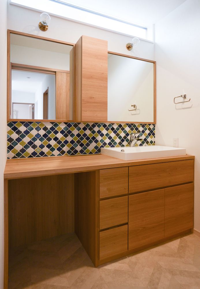 マイスリー＆標準仕様｜No.5 オリジナル造作洗面 人気ランク第1位 ※機能性、意匠性どちらも叶えられる素敵な洗面をお造りできます。